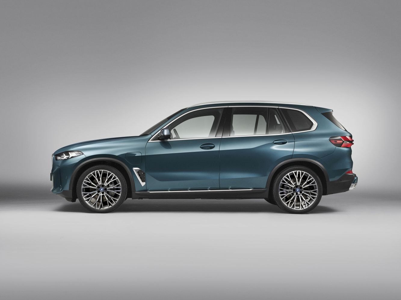 BMW X5 (G05 LCI, facelift 2023) 40i (380 Hp) MHEV xDrive Steptronic